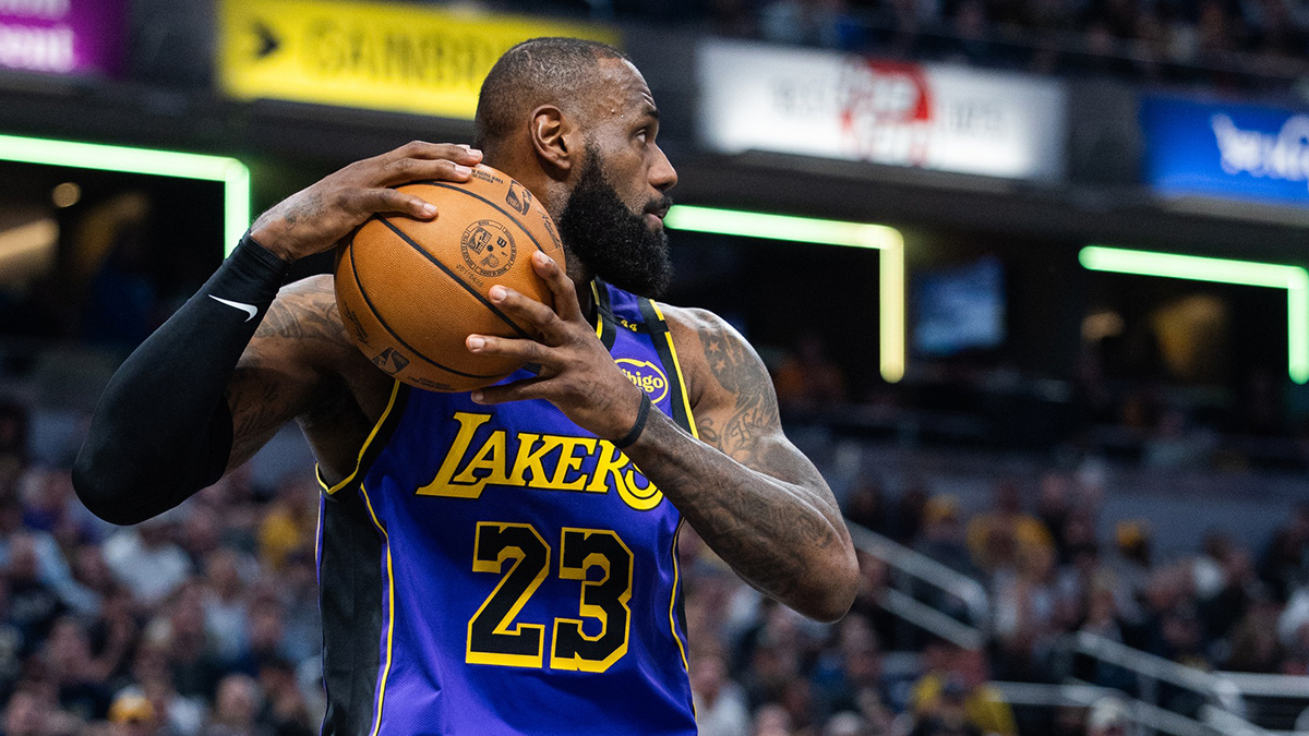 Lakers' LeBron James hits 1st quarter rock bottom for first time since 2010