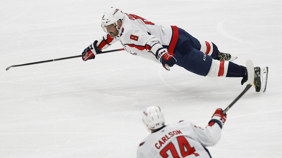 The special gifts Alex Ovechkin received at first home game after setting goals record