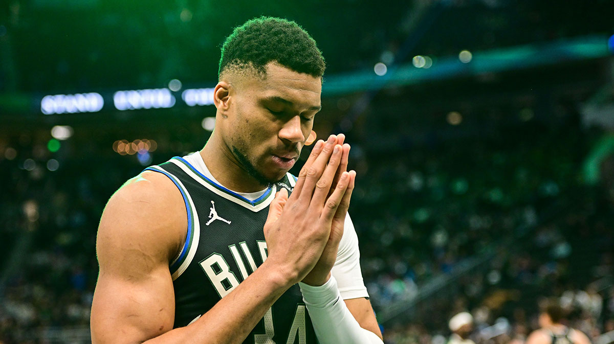 Bucks' Giannis Antetokounmpo is 100% sure he'll hit 30,000 points milestone