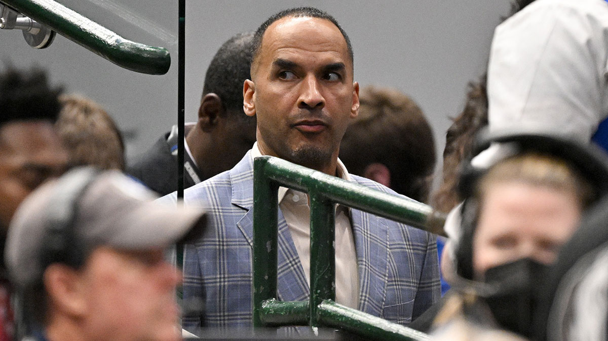 Adam Silver shuts down Mavericks relocation speculation