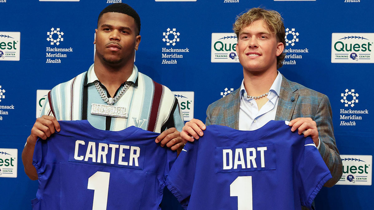 Giants' Eli Manning welcomes Jaxson Dart to New York with heartfelt message