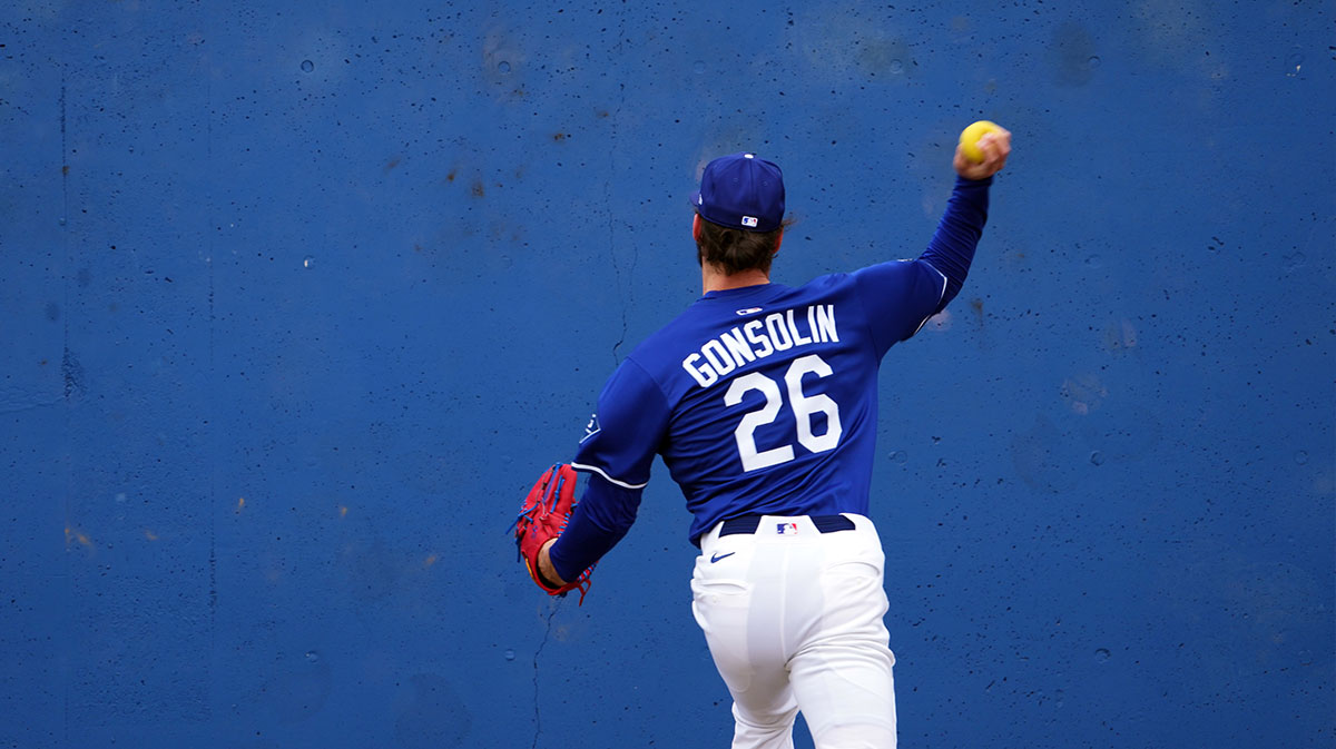 Dodgers get pitching boost with Tony Gonsolin move