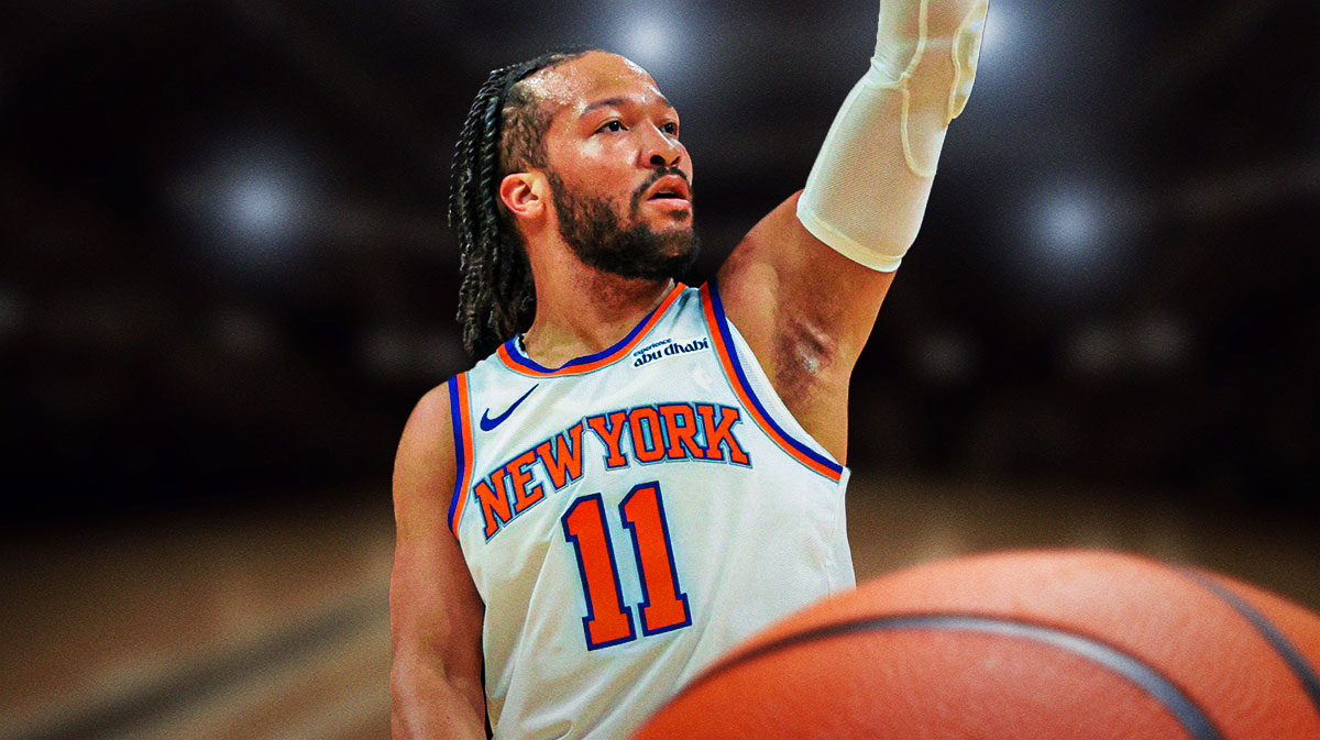 PJ Tucker wears insane 20-year old Allan Houston shoes for Knicks debut