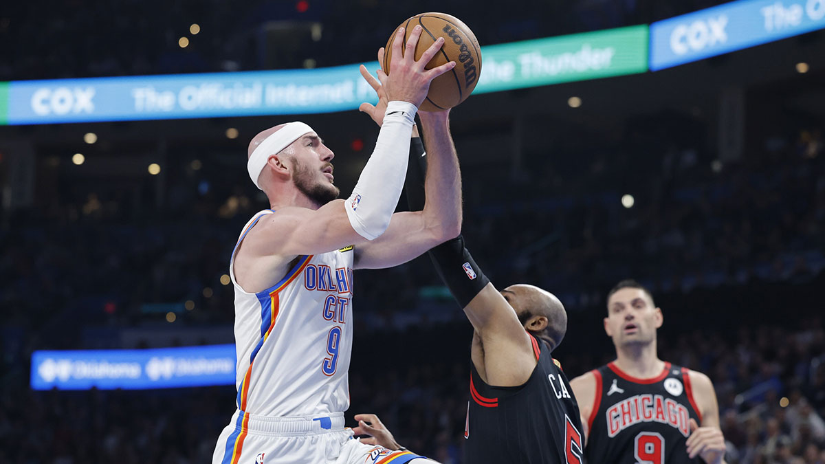 Bulls news: Chicago catches strays after Alex Caruso's historic +40 in ...