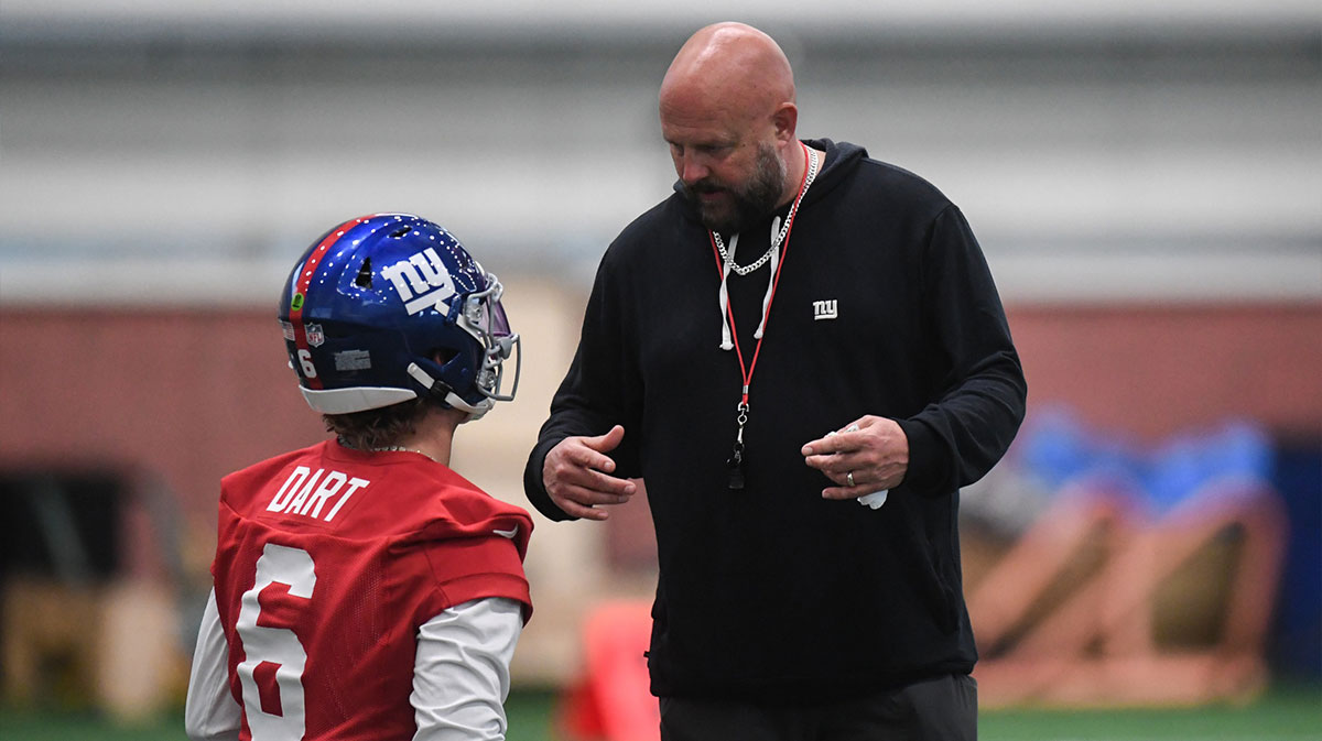 Brian Daboll's unsurprised reaction to Jaxson Dart's strong first day ...