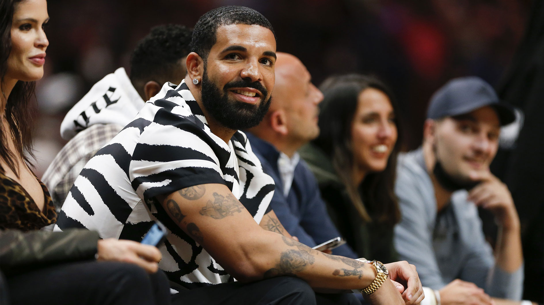Drake replaces LeBron James tattoo for another NBA star
