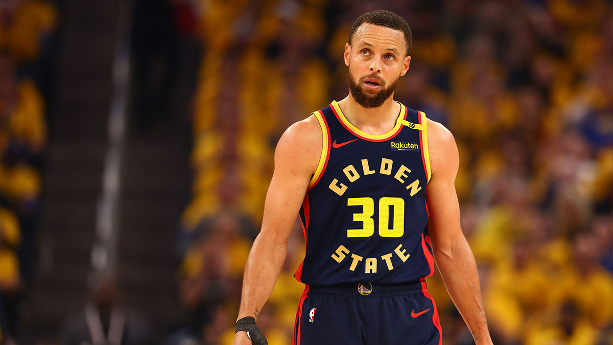 Warriors news: Stephen Curry breaks silence on hamstring injury timeline