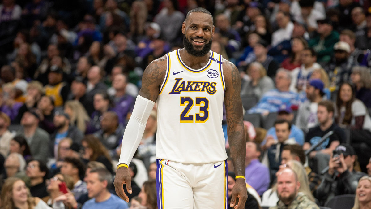 Lakers news: LeBron James drops mic on bubble championship haters