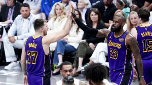 Lakers' LeBron James breaks own playoff record with 38-point Game 3 explosion