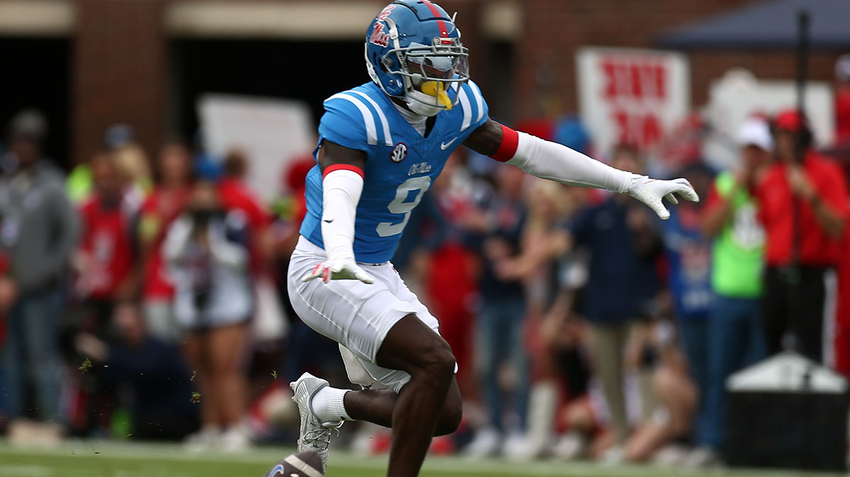 Rising Commanders rookie turning heads in 2025 OTAs