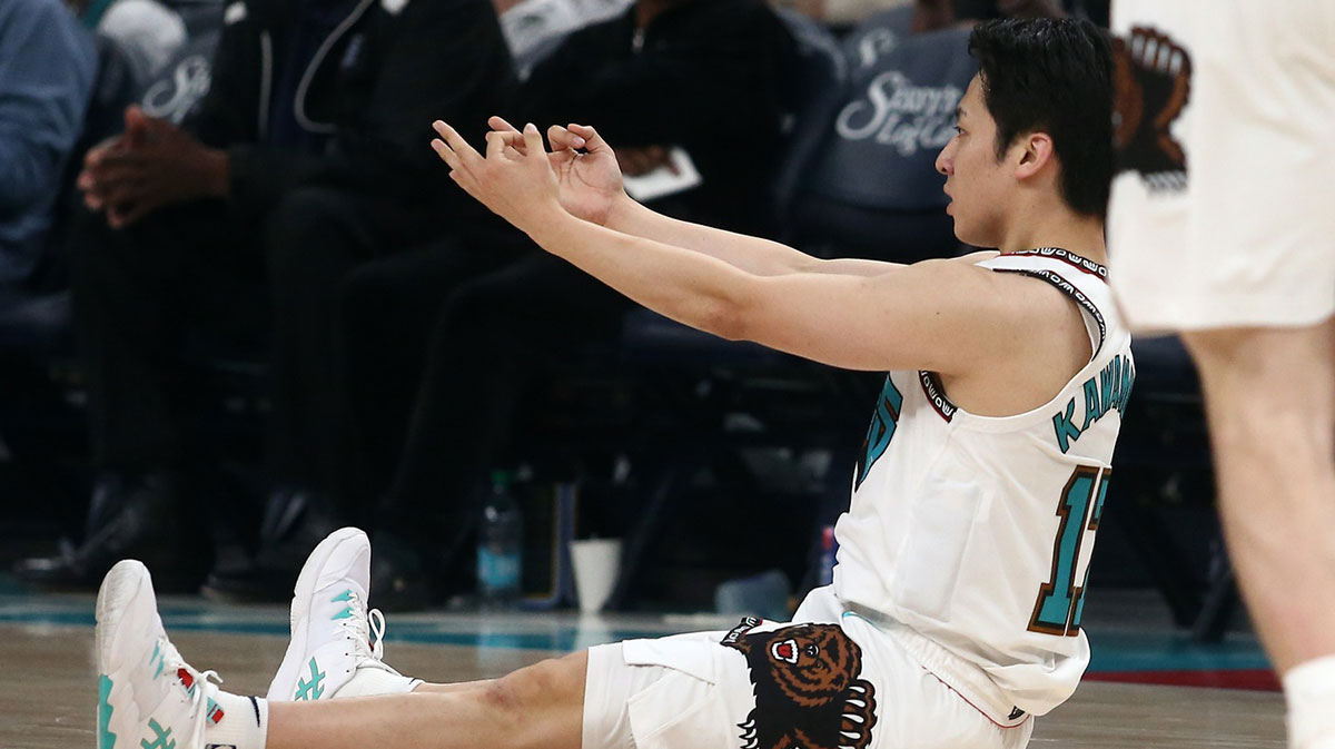 Bulls news: Chicago signs Summer League sensation to two-way deal