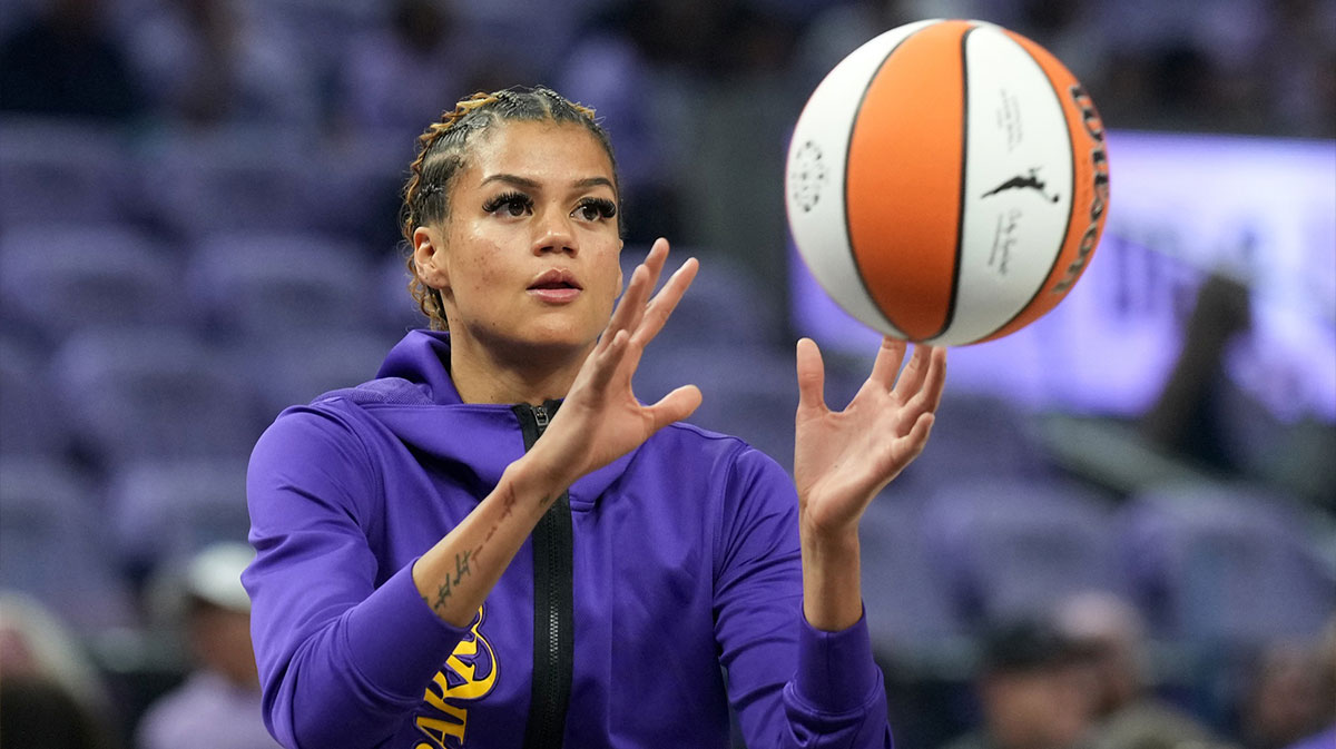 Sparks news: LA player gets 100% real on Candace Parker's crucial impact