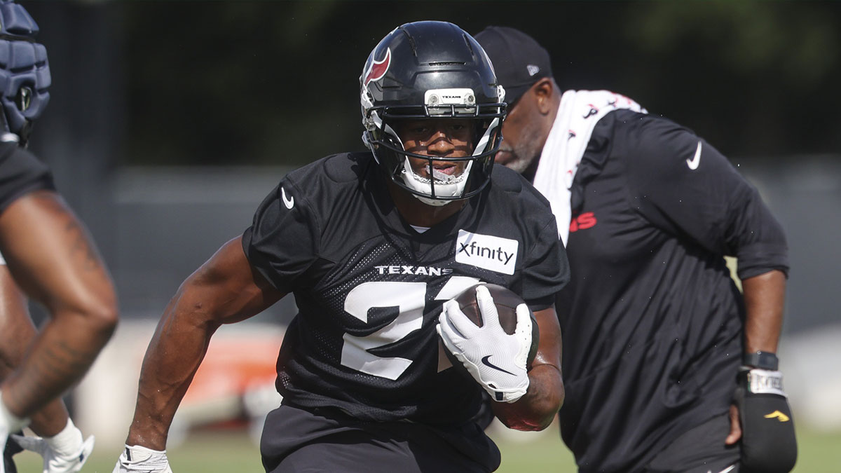 Fantasy football: 5 most valuable RB handcuffs for 2025 NFL season