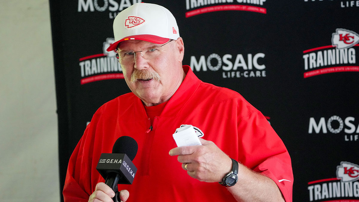 Chiefs news: Ex-Raiders coach with Steve Spagnuolo ties seen at camp