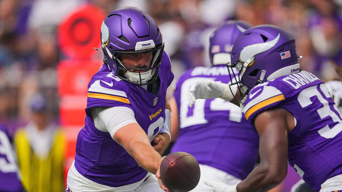 Vikings news: Sam Howell dominates Texans defense in Minnesota debut