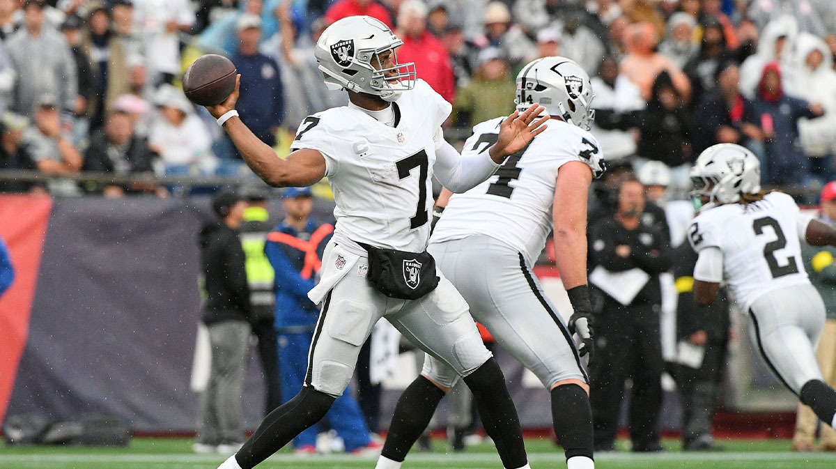 Raiders news: Geno Smith throws brutal interception on first play vs ...
