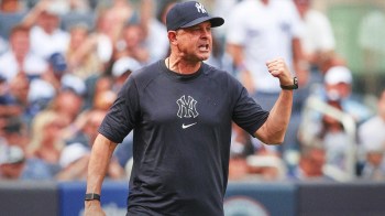 Yankees news: Aaron Boone, Devin Williams ejected vs. Astros