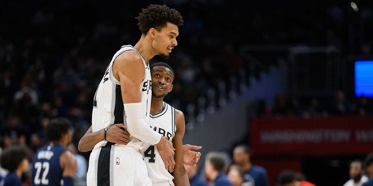 Spurs news: Mic catches De'Aaron Fox's savage message after epic camp dunk
