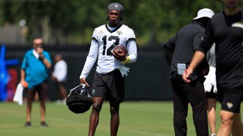 Jaguars news: Travis Hunter dealing with preseason injury