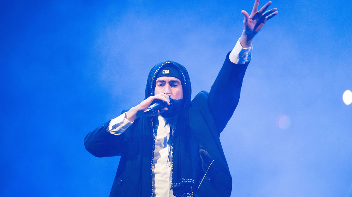 Roger Goodell dunks on Bad Bunny haters with Super Bowl Halftime Show ...