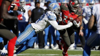 Buccaneers news: Baker Mayfield injury concerns squashed despite taking beating vs. Texans