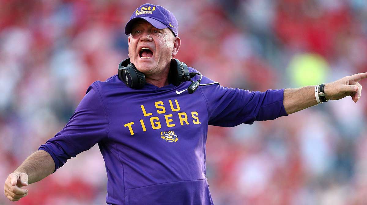 LSU football news: Brian Kelly allegedly hacking on golf course amid ...