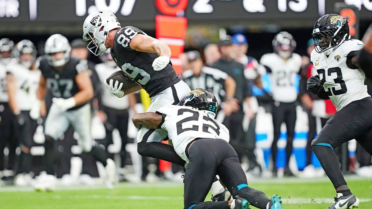 Raiders news: Brock Bowers hits unreal hat trick with OT score vs. Jaguars