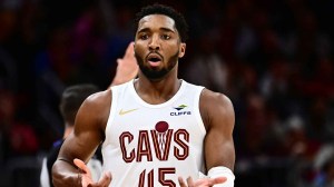 Are Donovan Mitchell, Jarrett Allen playing tonight? Cavs vs. Hawks ...