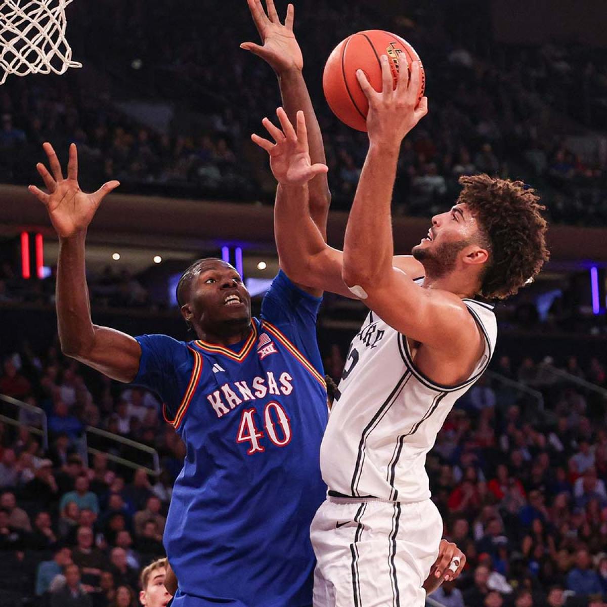 BREAKING NEWS: After a dominating 78–66 victory over Kansas, silencing ...