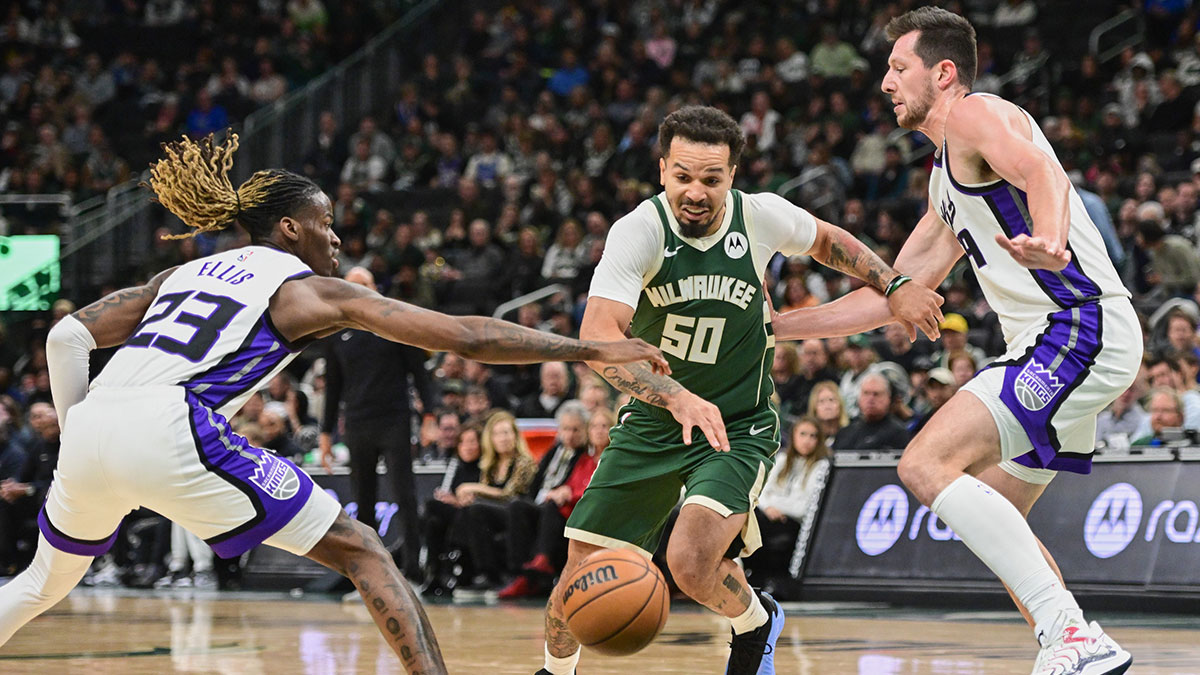Bucks news: Cole Anthony ejected from Kings game after Russell Westbrook play