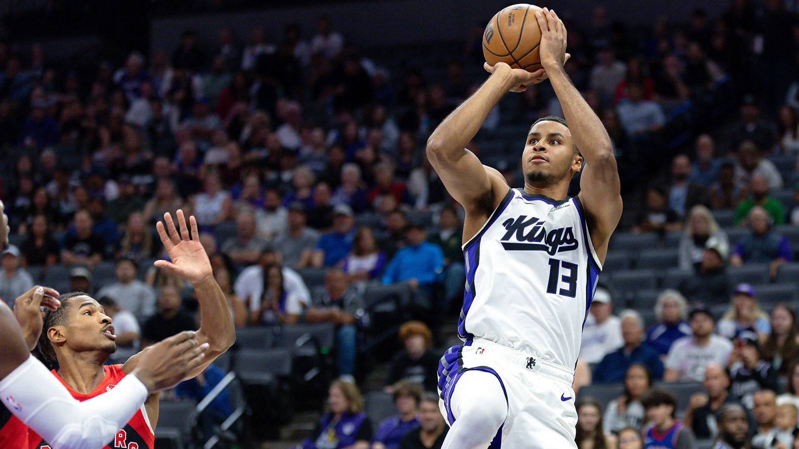 Kings news: Keegan Murray helped off the court after painful injury vs ...