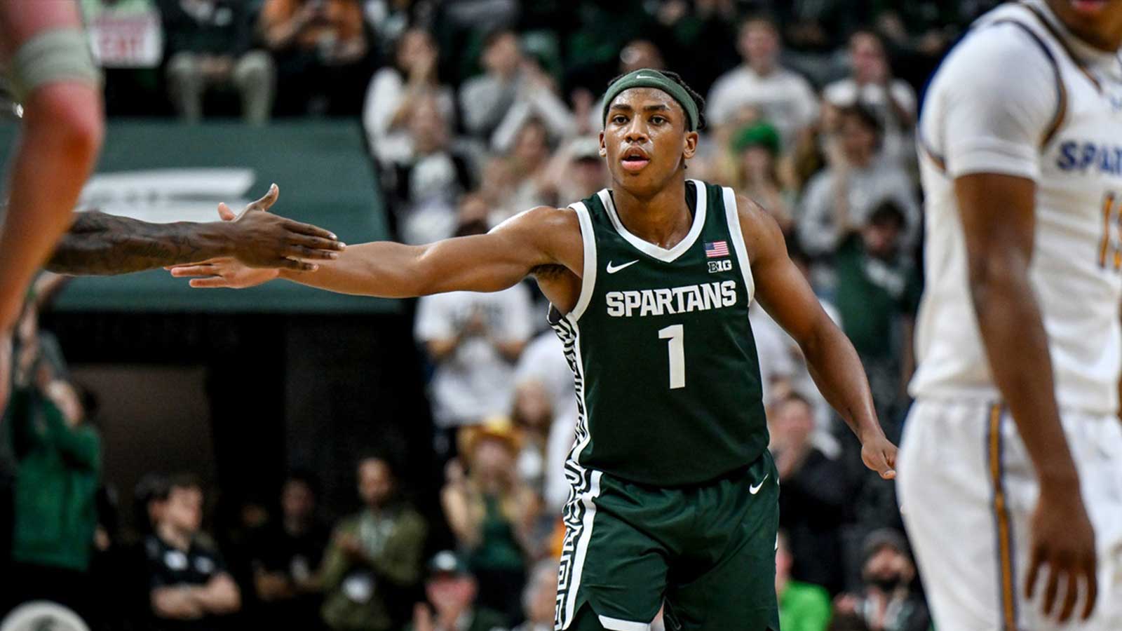 Michigan State basketball news: Jeremy Fears Jr. gets quarterback ...