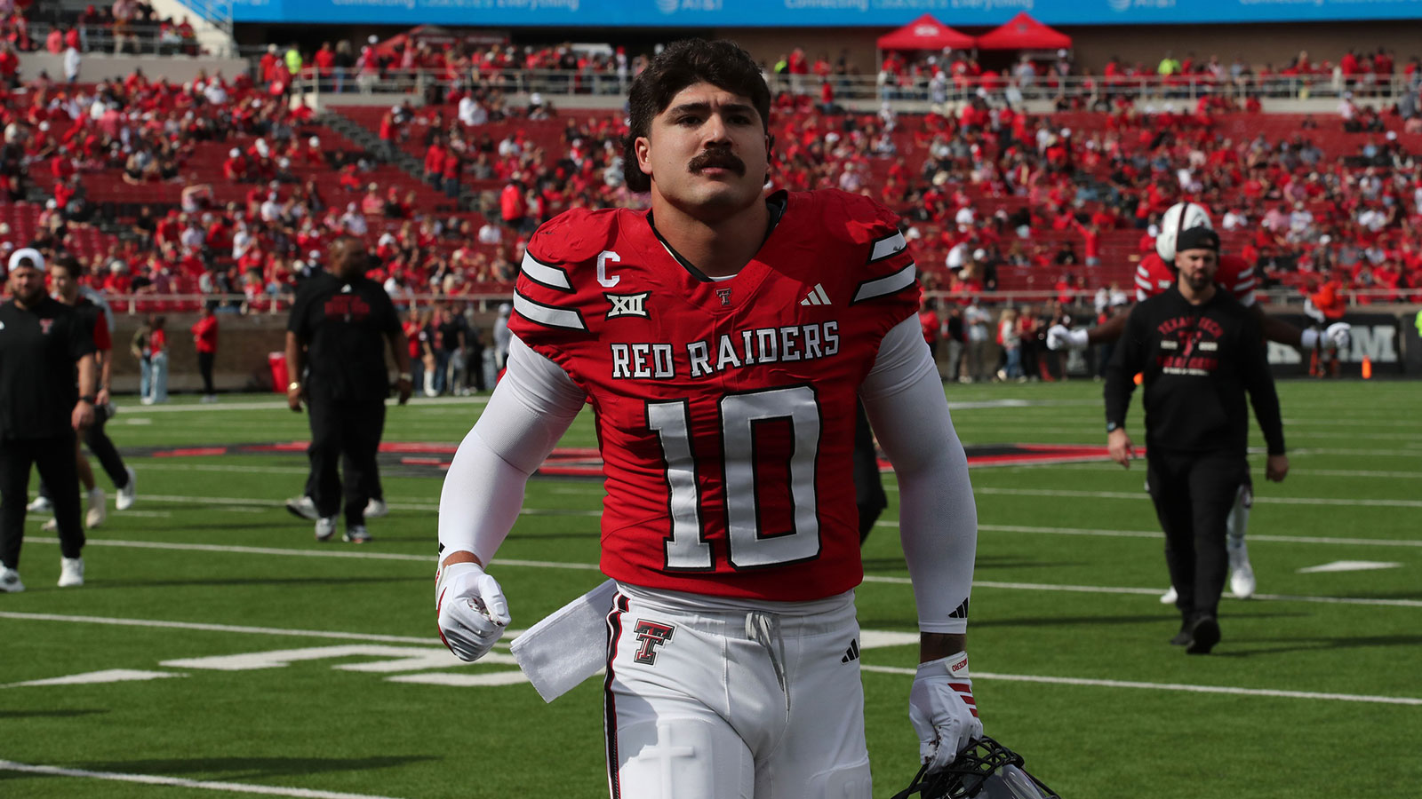 Texas Tech football news: Jacob Rodriguez hits Heisman pose vs. BYU