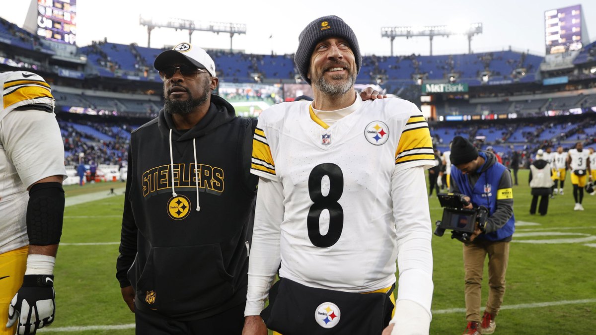 Aaron Rodgers gifts Steelers O-Line $20K present
