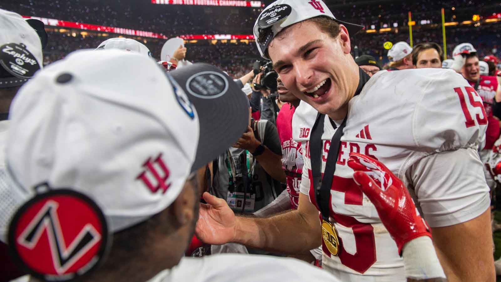Indiana news: fans go wild after Fernando Mendoza's history-making ...