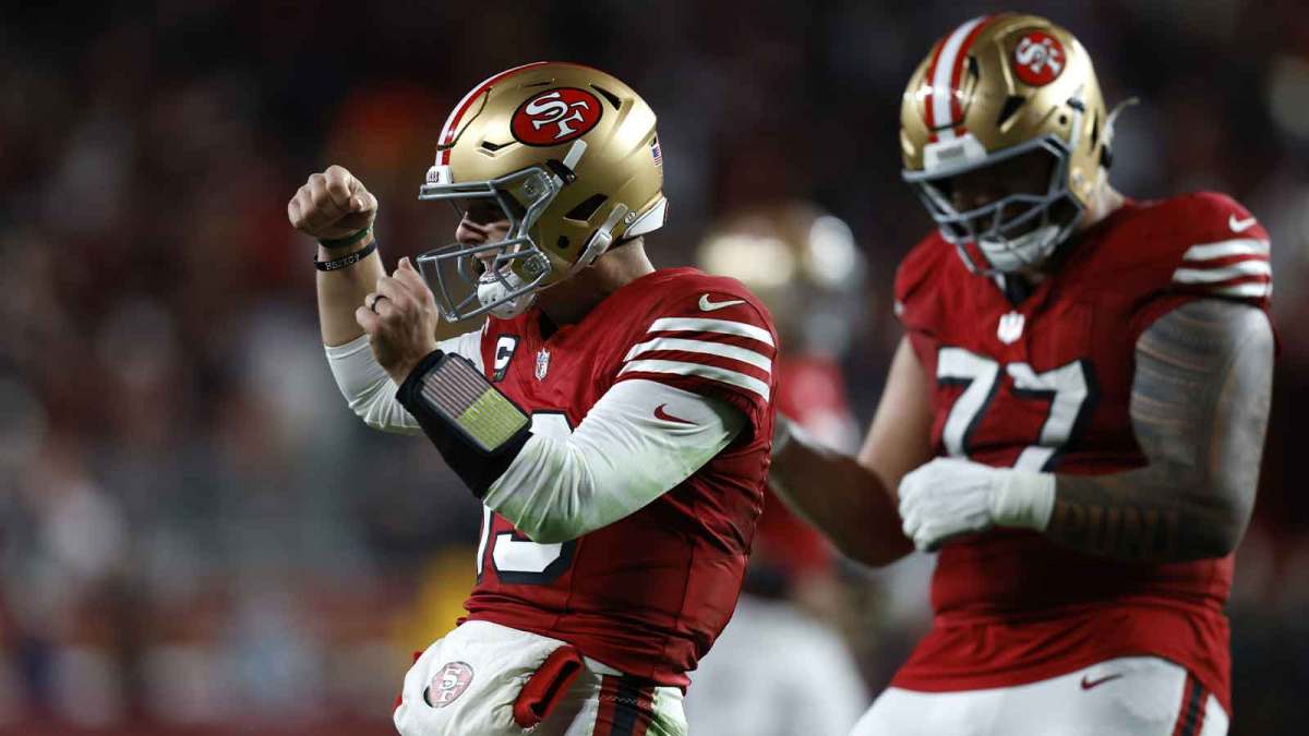 49ers news: Brock Purdy hits Bears with crazy scramble TD