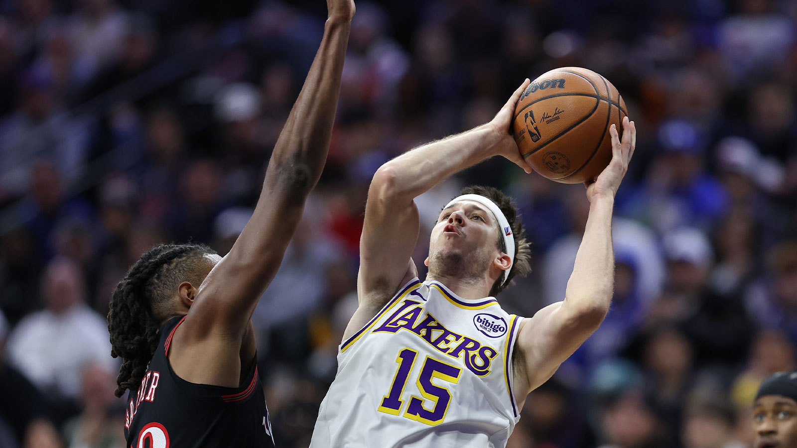 Lakers news: Austin Reaves' unreal no-look pass sets up Rui Hachimura ...