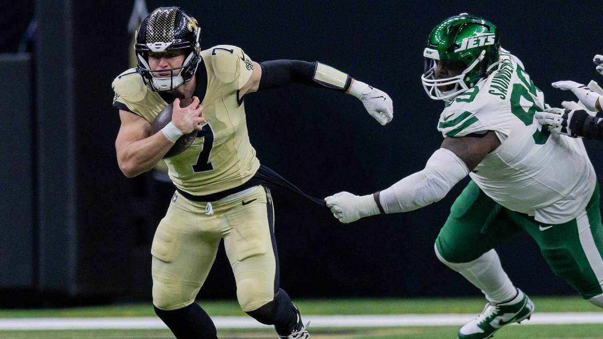 Saints news: Fans flood Taysom Hill's post with messages after Week 16 ...