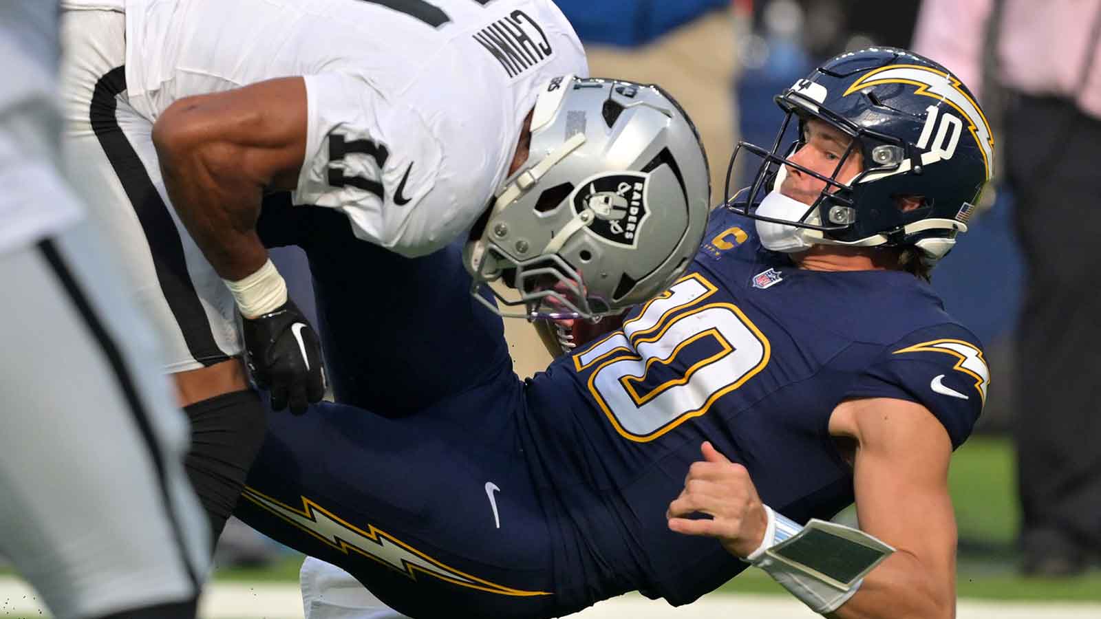 Raiders game-by-game predictions after 2026 NFL Schedule release
