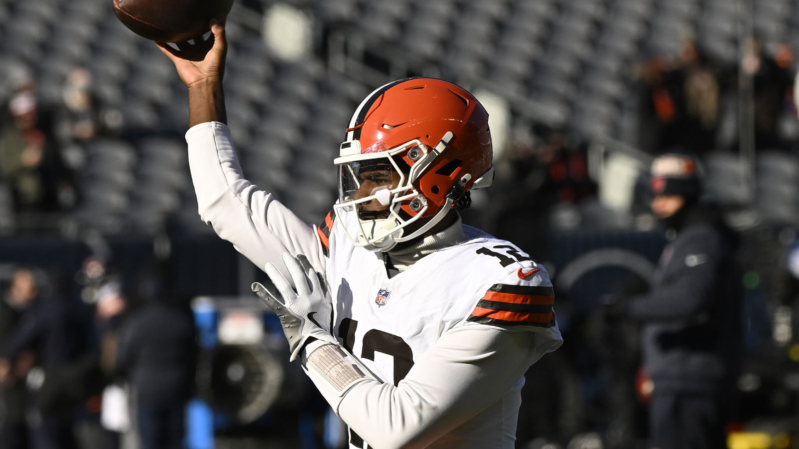 Exclusive: Browns legend defends Shedeur Sanders after Bears disaster