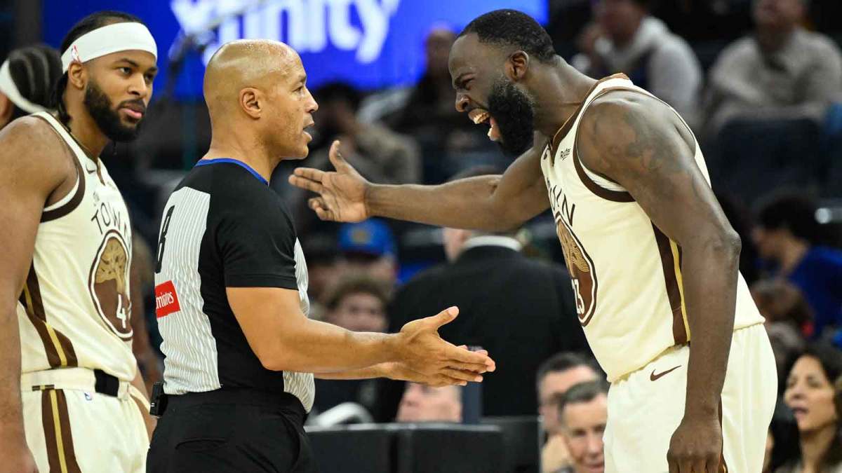 Warriors news: Draymond Green, Steve Kerr jaw at each other vs. Magic