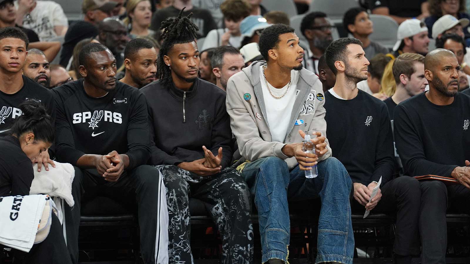 Spurs news: Harrison Barnes earns major Dylan Harper praise after 31 ...