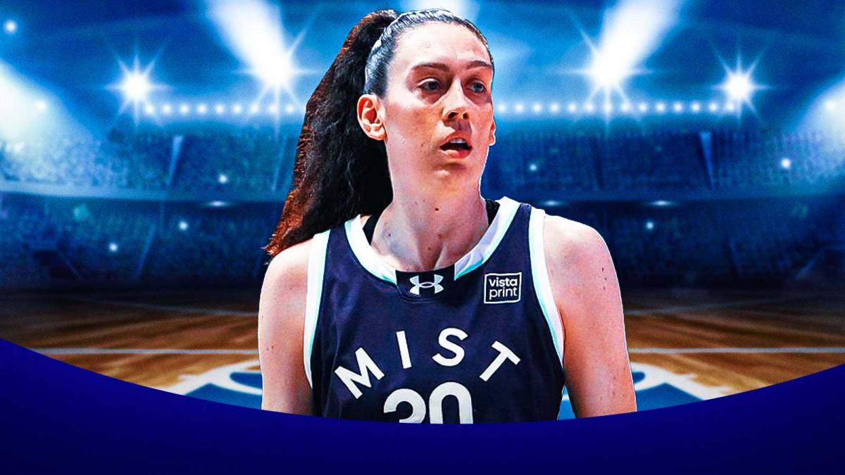Breanna Stewart shows ‘Abolish ICE’ sign at game after Minneapolis shooting