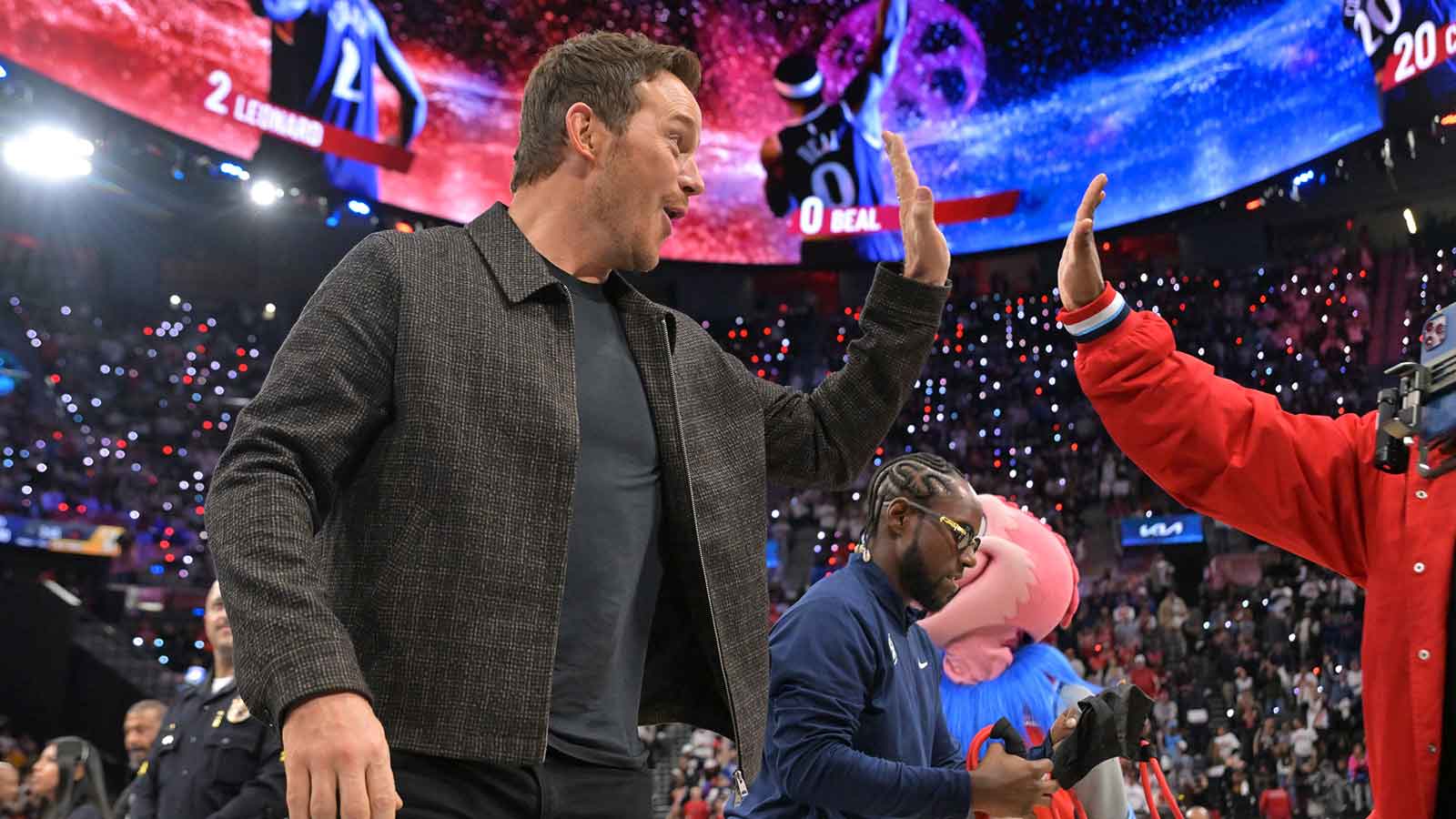 Seahawks news: Chris Pratt parties with Sam Darnold in locker room ...