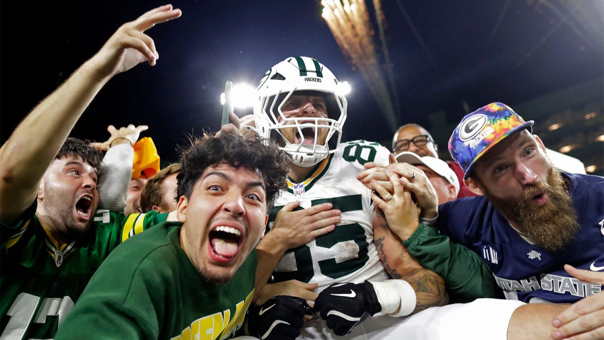 Packers news: Tucker Kraft claims he's 'ahead of schedule' in ACL ...