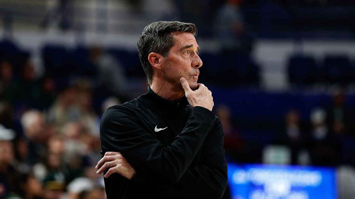 Air Force basketball: Joe Scott suspended for cadet-athlete treatment