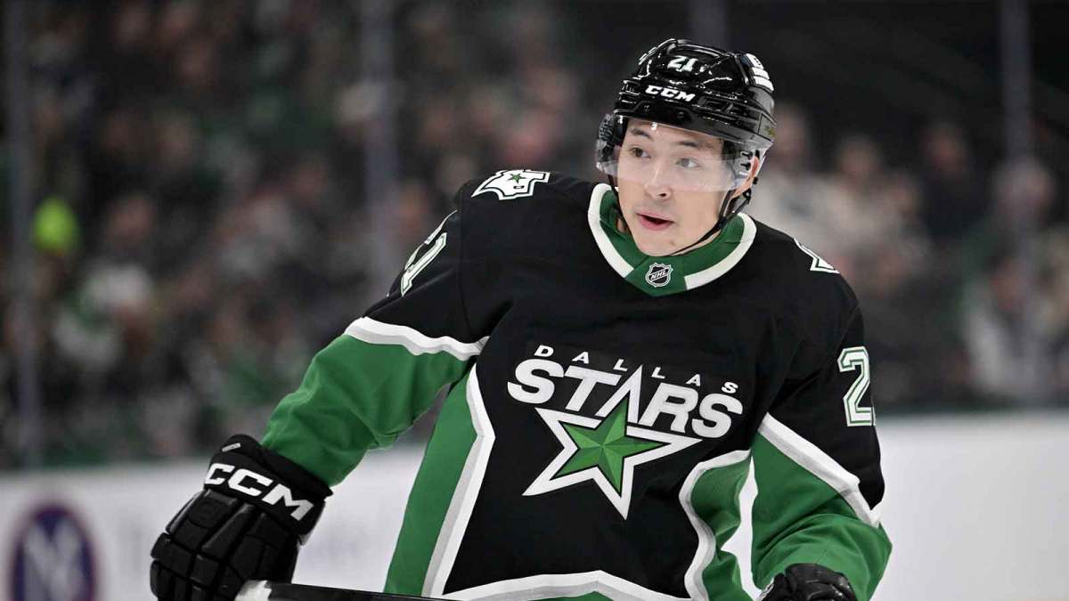 Stars' Jason Robertson breaks silence after Team USA snub
