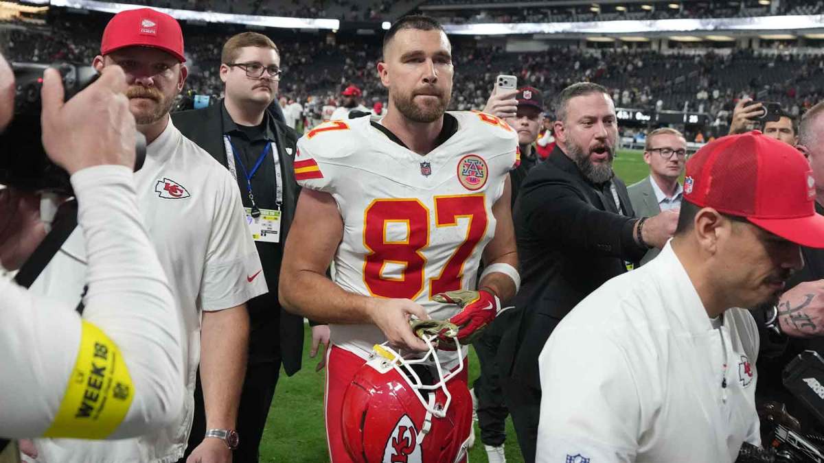 Chiefs news: Owner's 'no doubt' mic drop on Travis Kelce as he mulls ...