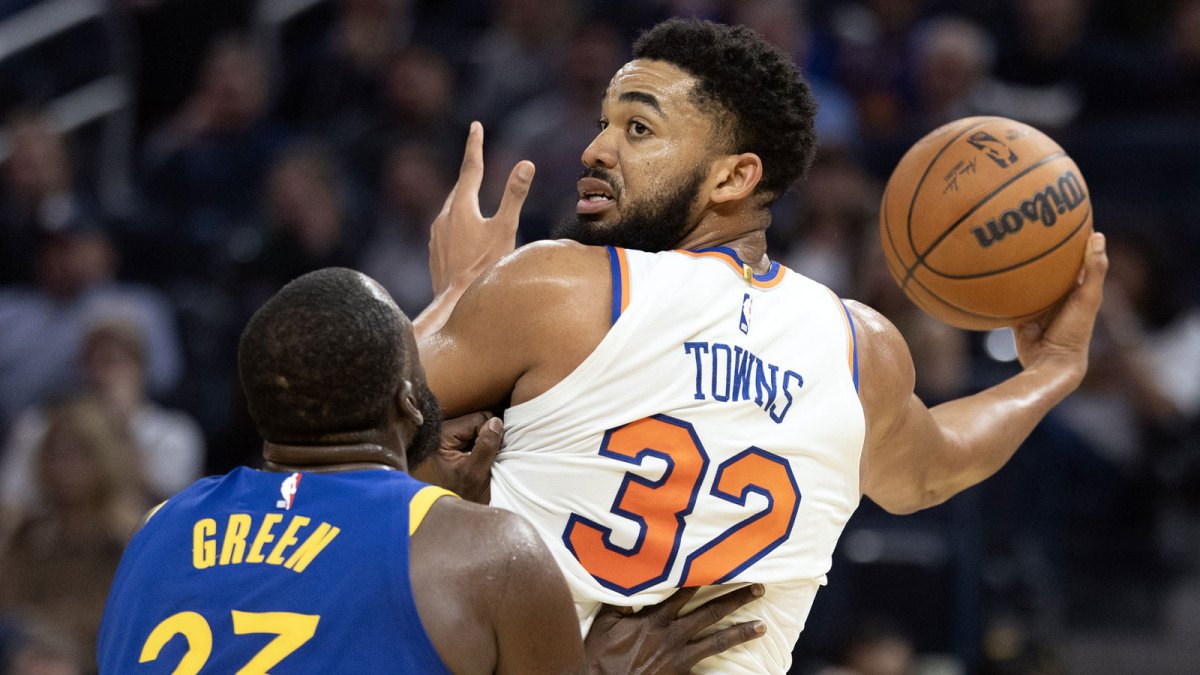 Knicks' Karl-Anthony Towns shuts down Draymond Green antics after ...