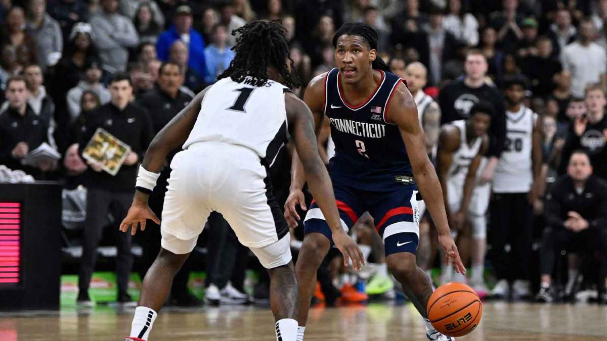 UConn basketball news: Silas Demary Jr. fuels historic comeback vs ...